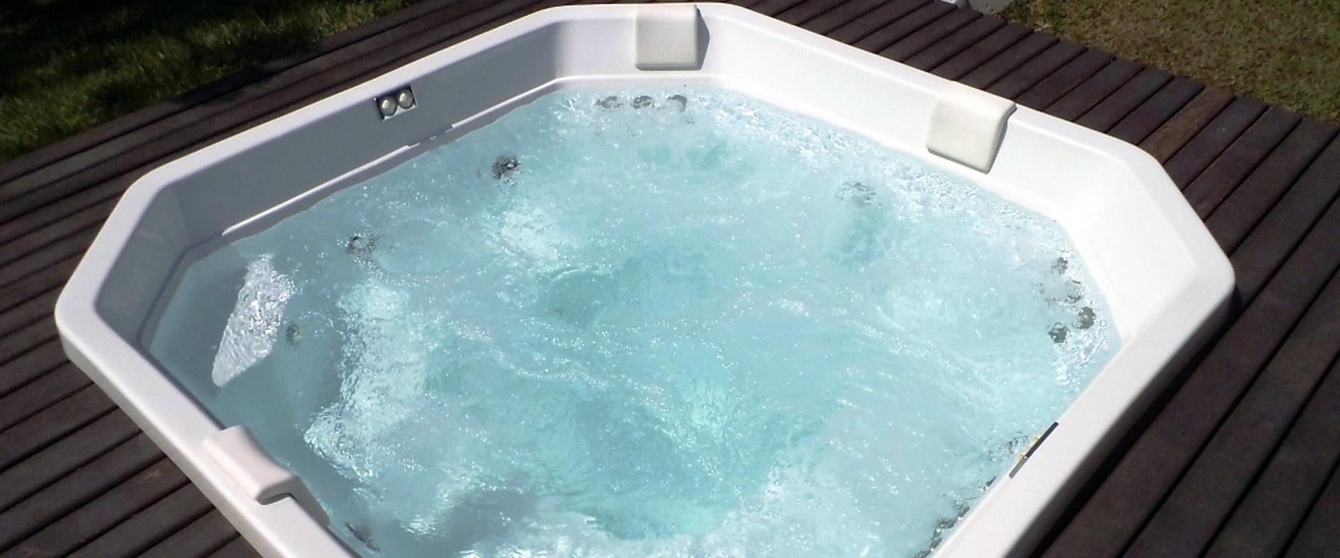 Spa/Minipiscina Jacuzzi® J-185 VIP